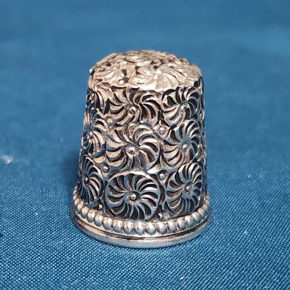 Source Unknown | Other | Antique Sewing Thimble Beautiful Design Size ...